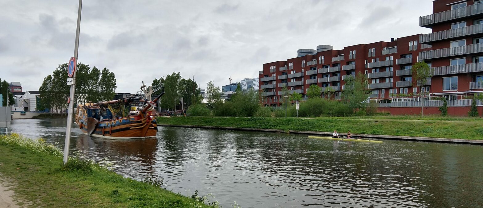 Persbericht: Bruggen genoeg over het Merwedekanaal! – Roeiwater Utrecht